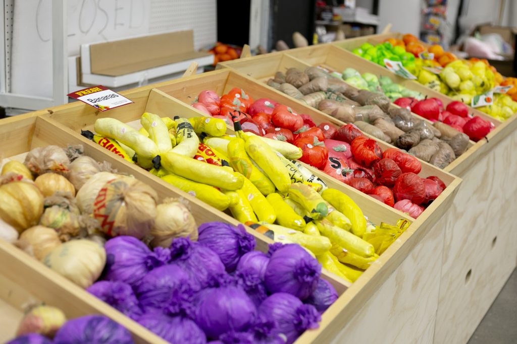 Levels of Engagement: Robin Frohardt and The Plastic Bag Store - Mana ...